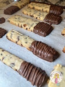 Chocolate Chip Shortbread Cookies