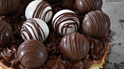 Chocolate Bomb Cheesecake - Hugs and Cookies XOXO