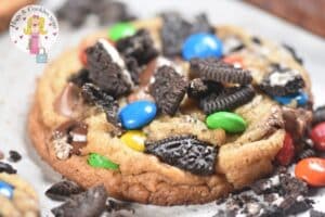 Chocolate Chip, Oreo and M & M Cookies - Hugs and Cookies XOXO