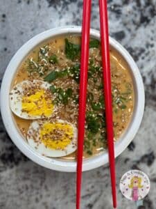 Ramen Noodle Bowl - Hugs and Cookies XOXO